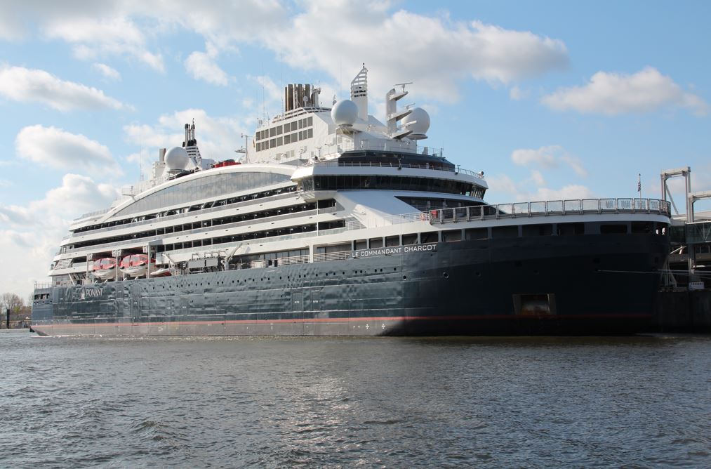 Ponant: Cruise to the North Pole | Cruising Journal