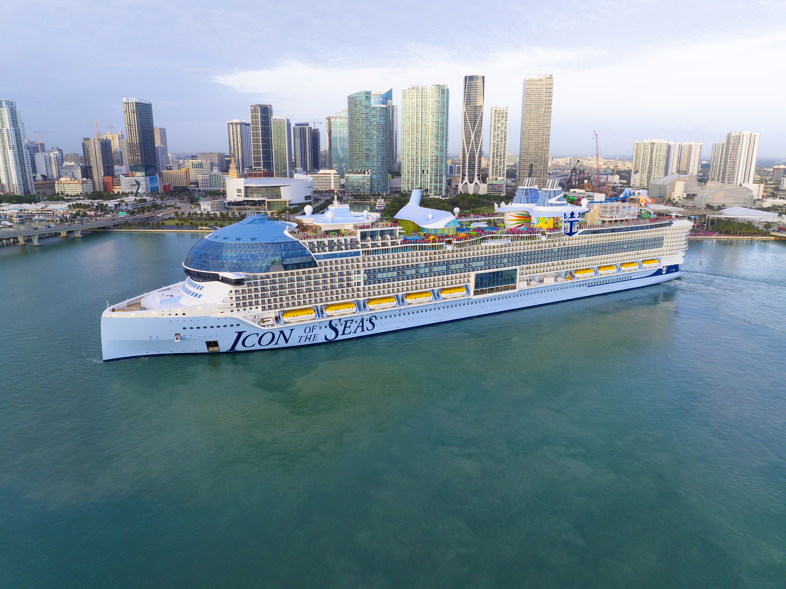 Royal Caribbean: the History of the Cruise Giants | Cruising Journal