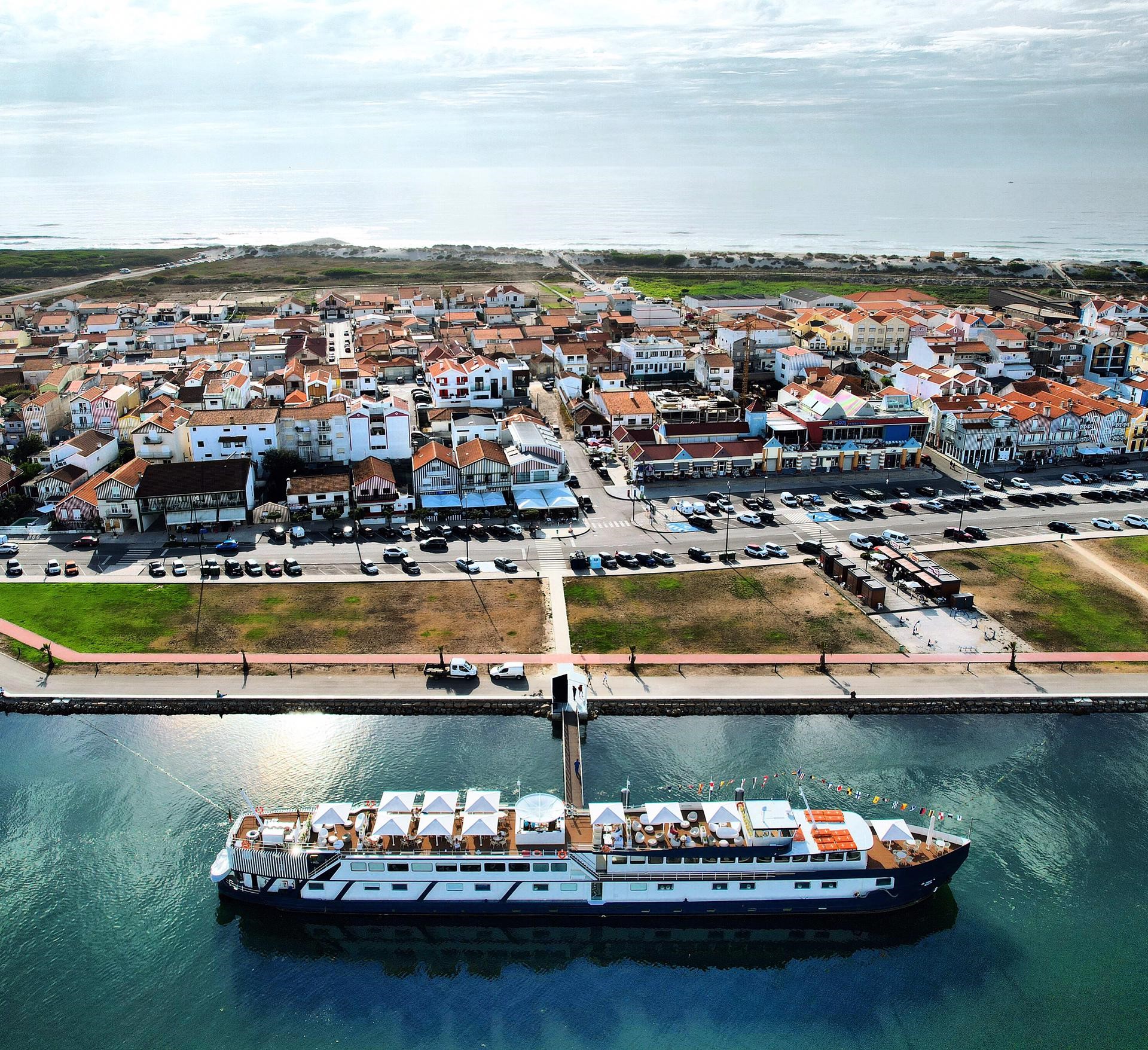 Costa Do Sal | Cruising Journal