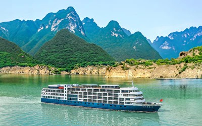 Yangzi Explorer II | Cruising Journal